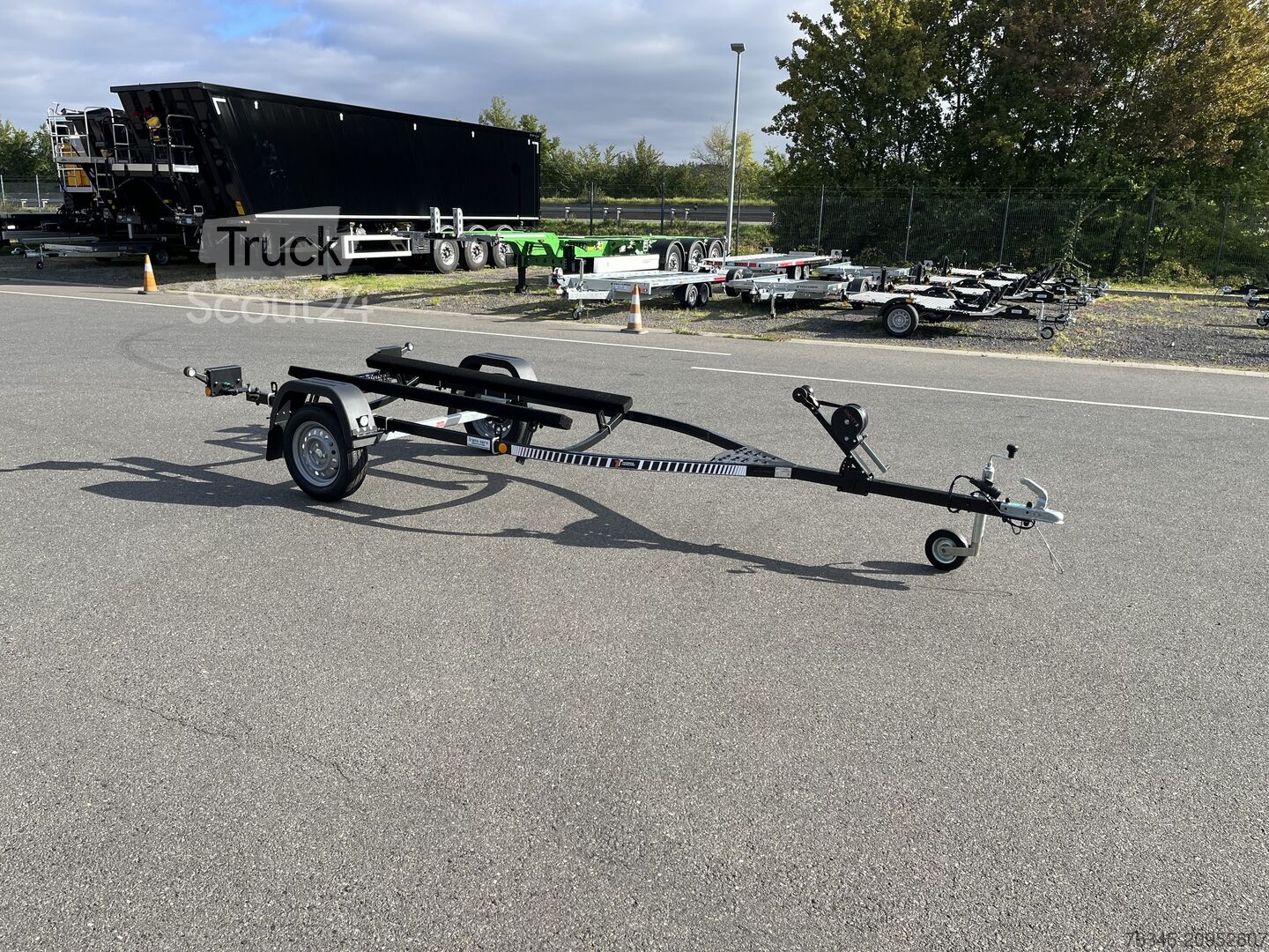 ⇒ Thomas Trailers BT-750-JET Jetski Anhänger Jetloader - TruckScout24.nl 🏷️