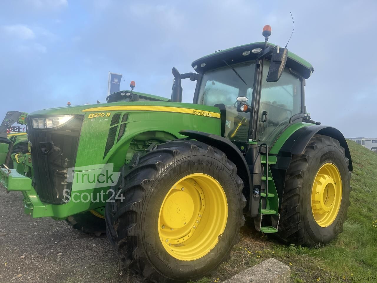 ⇒ John Deere 8730 R e23 - TruckScout24.it 🏷️